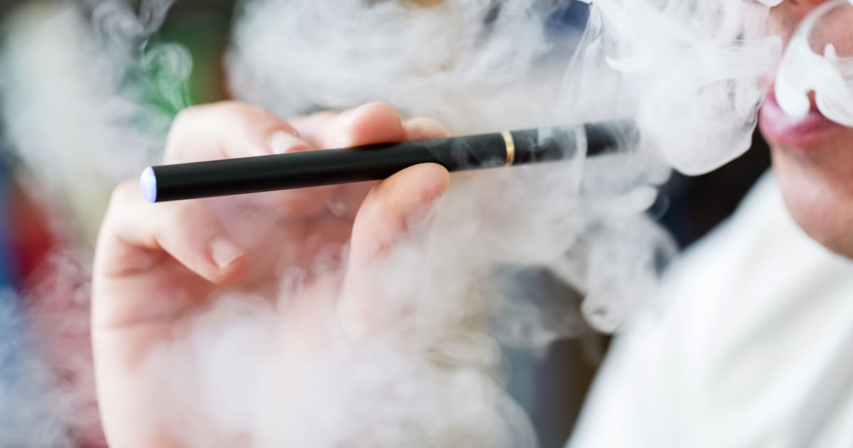 Early vaping linked to smoking risk - News - Doctors.net.uk