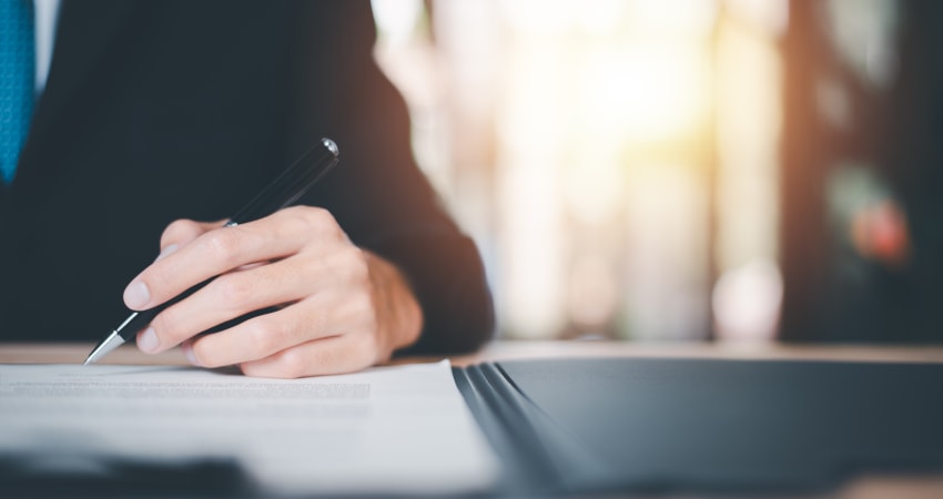 GMC faces legal action by BMA over associate regulation - News - Doctors.net.uk